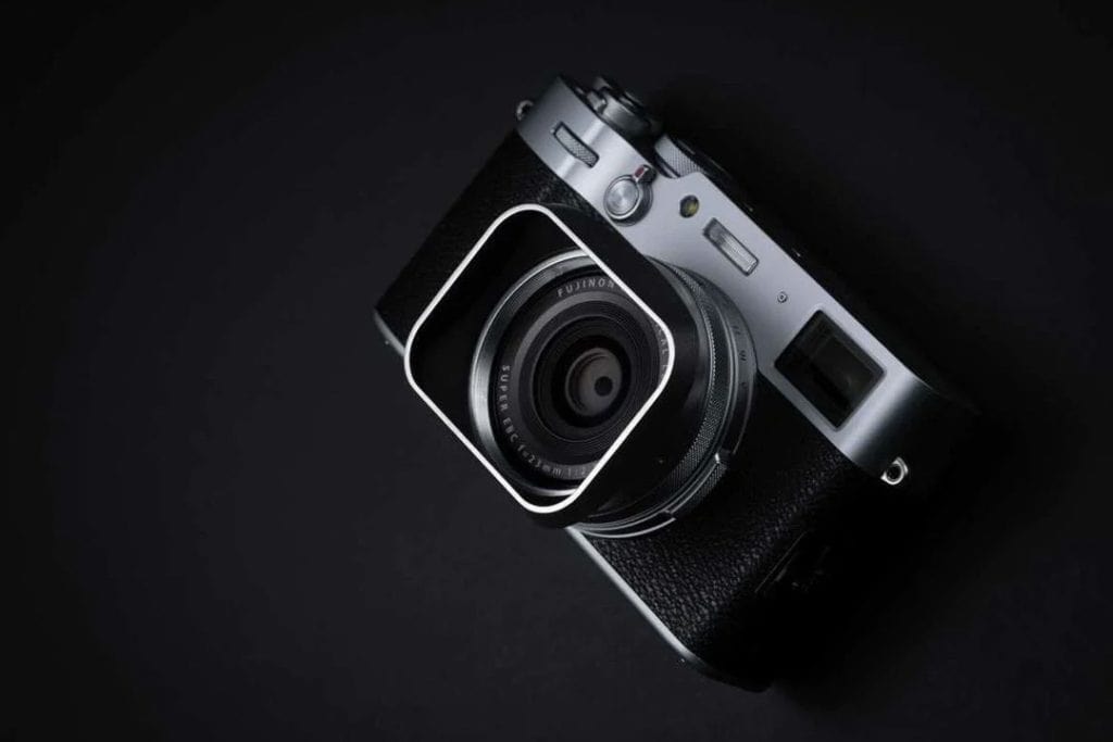 SquareHood Model P Fuji X100VI X100V สีเงิน | CamGadgetWorld